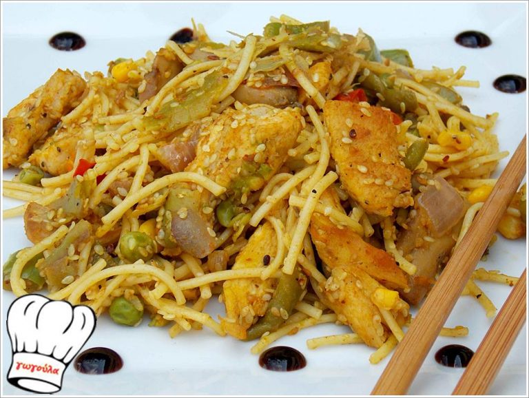 ΚΟΤΟΠΟΥΛΟ ΜΕ ΛΑΧΑΝΙΚΑ ΚΑΙ NOODLES!!! - Νόστιμες συνταγές της Γωγώς!