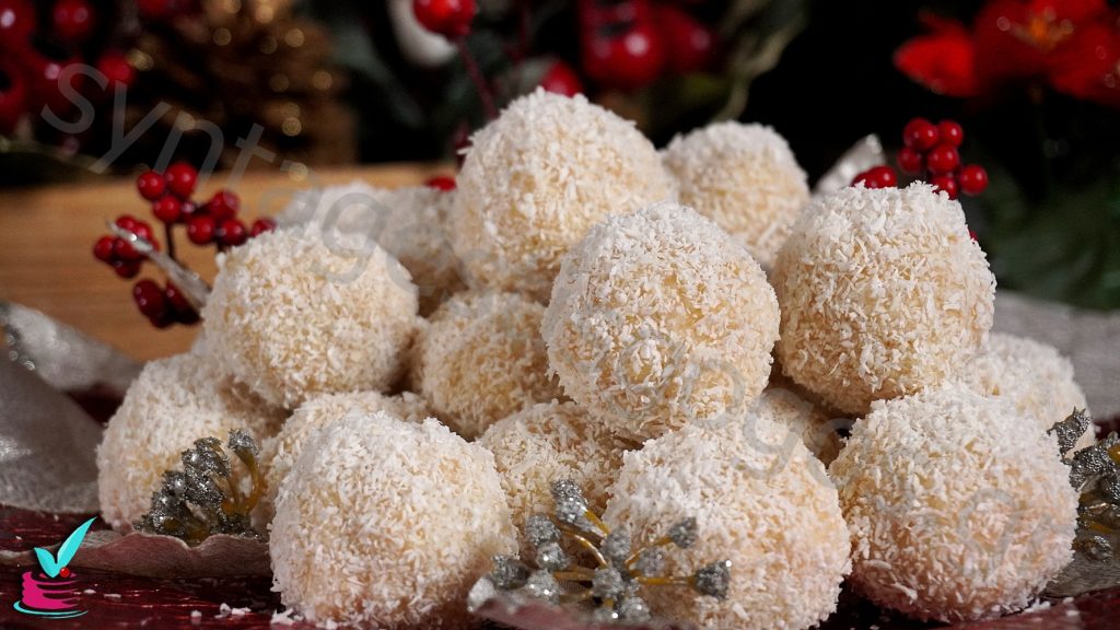 Τρουφακια Ραφαέλο με Ινδοκαρυδο - Νόστιμες συνταγές της Γωγώς!